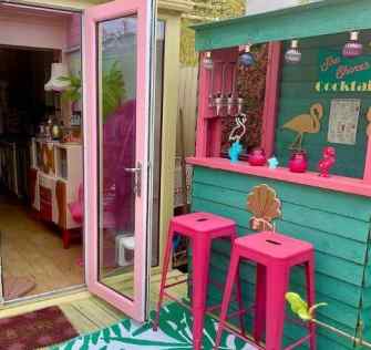 9 Colorful Bar Stools Ideas That Will Pop!