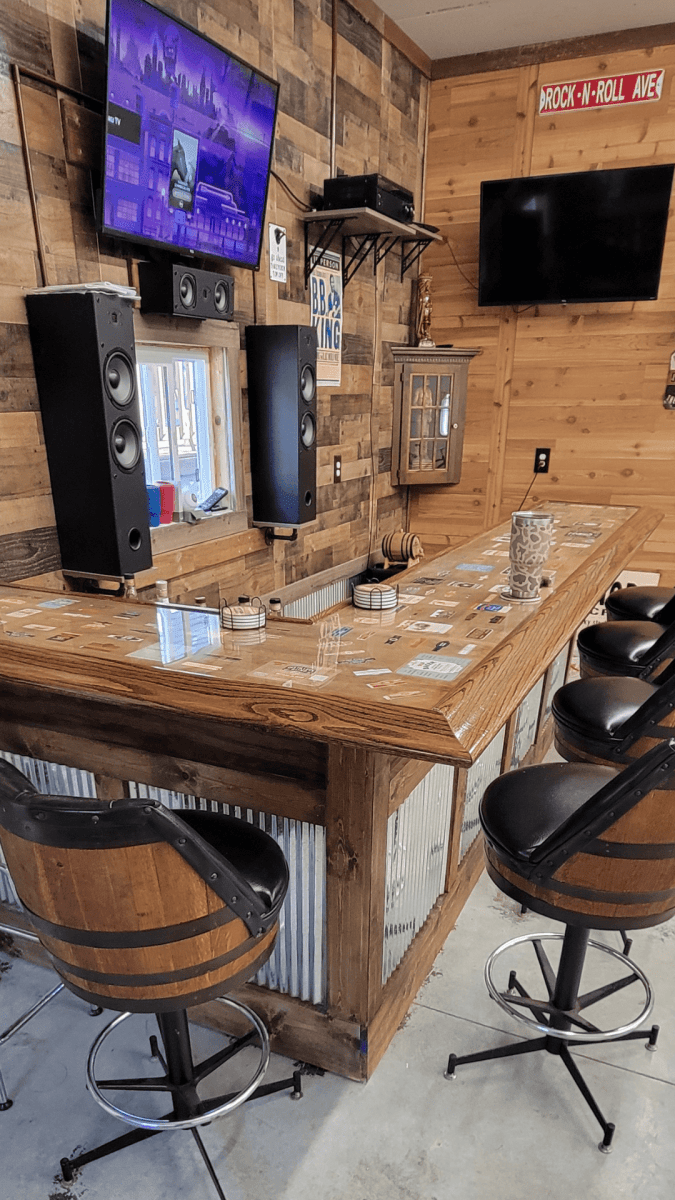 All About Chicago Bar Rail Molding